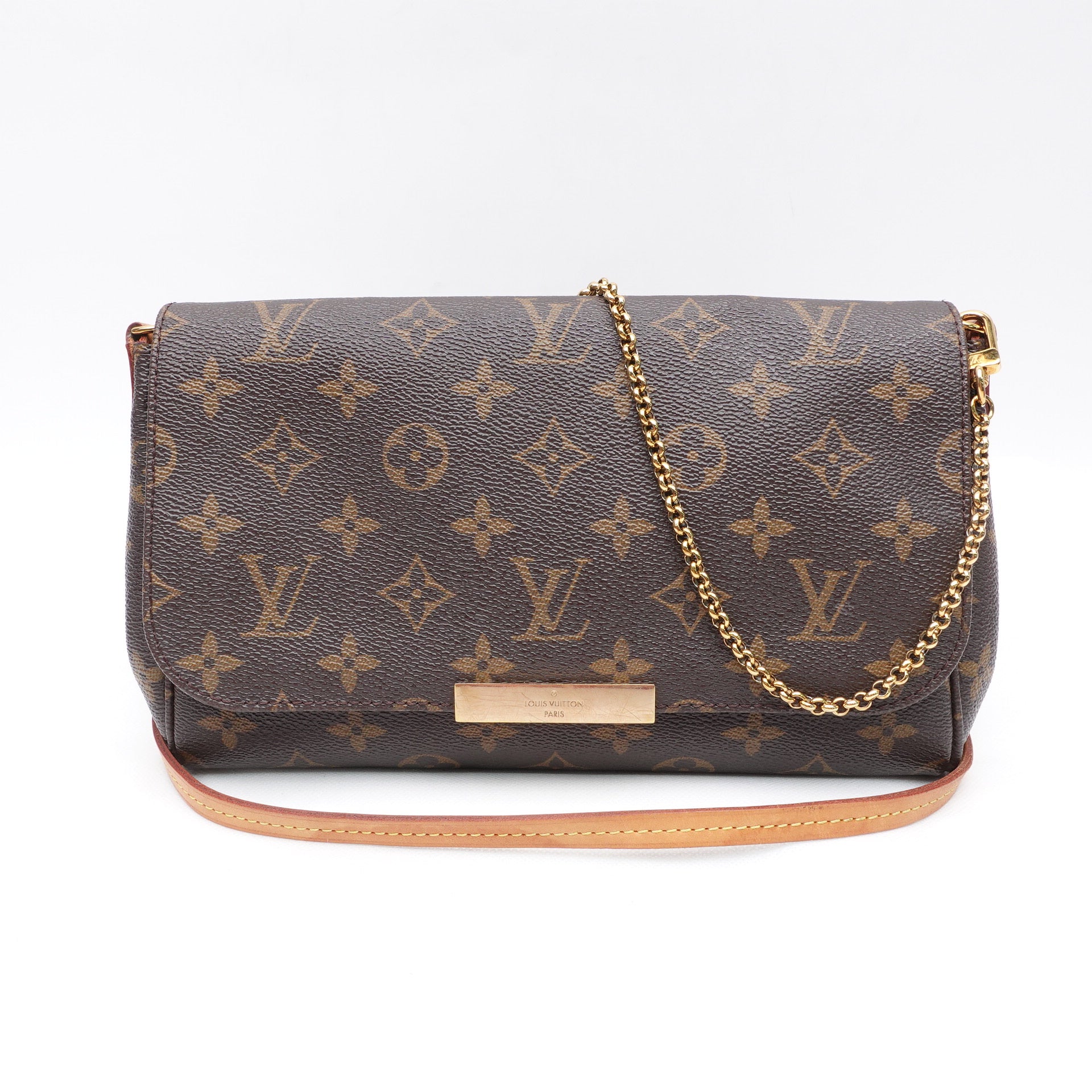 Pre-owned Louis Vuitton Favorite Monogram Coated Canvas Shoulder Bag ...